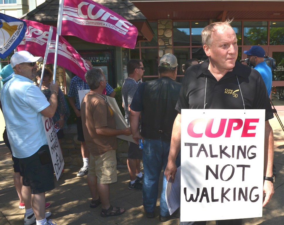 CUPE 401 Support Rally