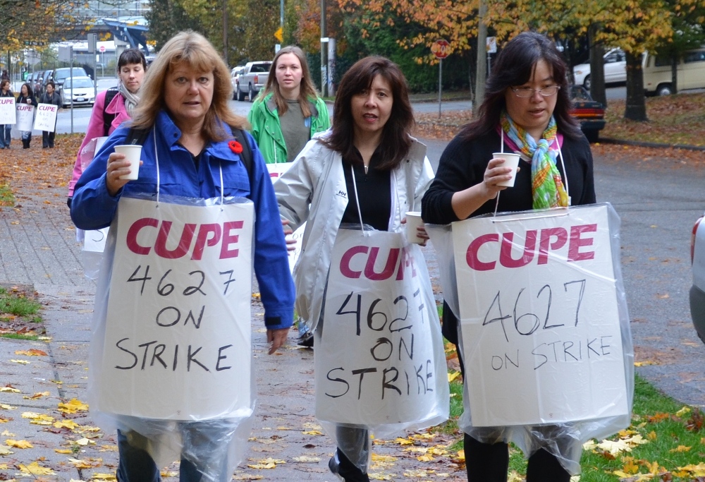 CUPE 4627 picket line Oct 30 2012