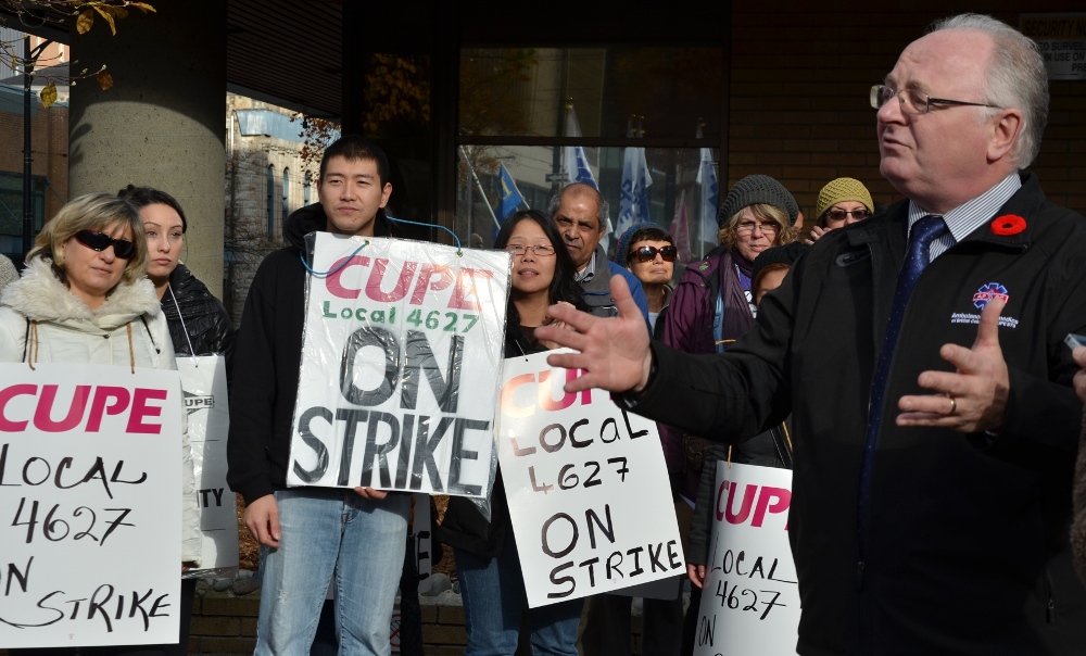 SFU 24 hour strike - Paul Moist visit Nov 7 2012
