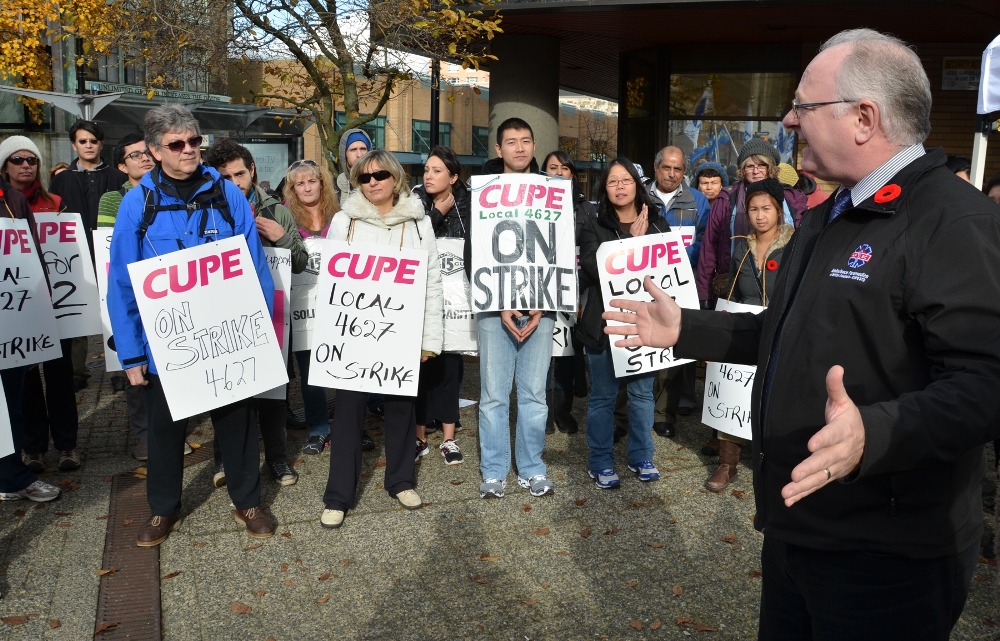 SFU 24 hour strike - Paul Moist visit Nov 7 2012