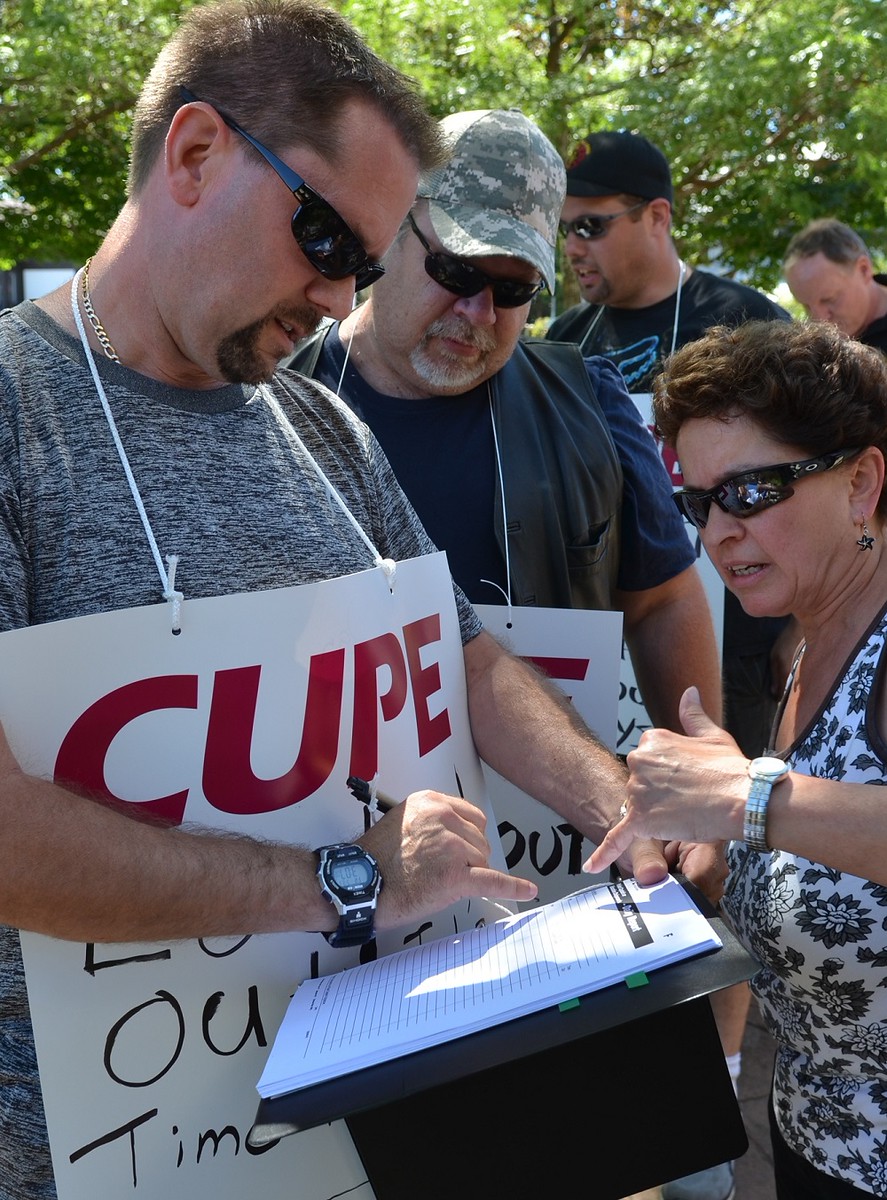 CUPE 401 Support Rally